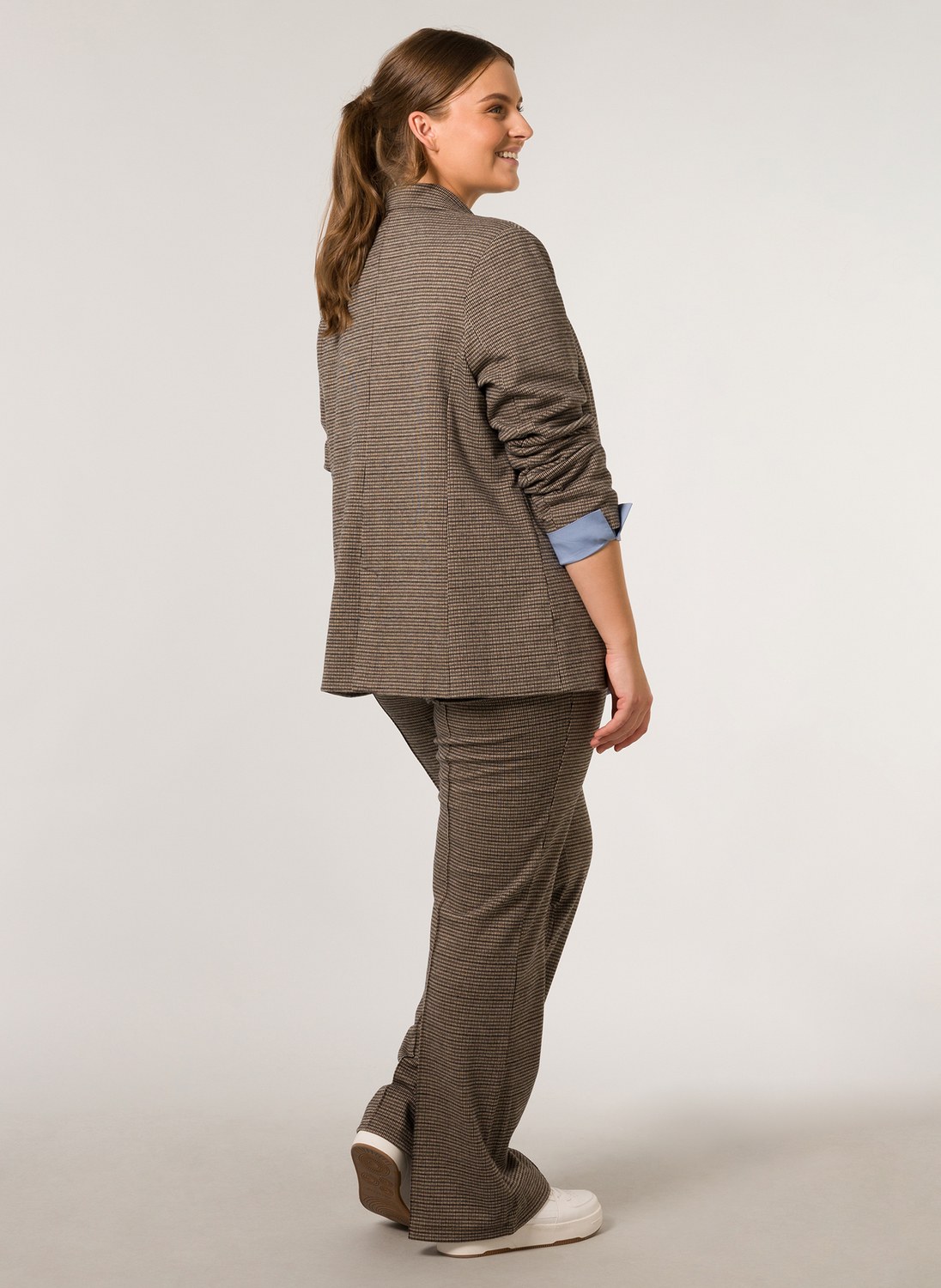 Grote maten damesmode | MATELOOS | grote maten Designers :: Clothing ...